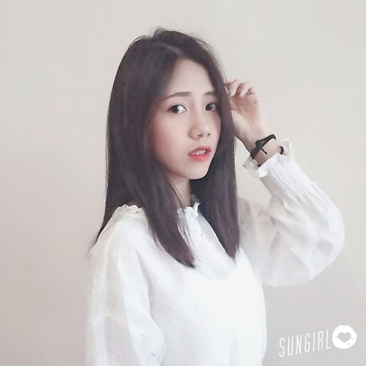 艾比Abby、18歲大眼正妹超高顏直引發網友暴動 秒戀愛 -6park.com