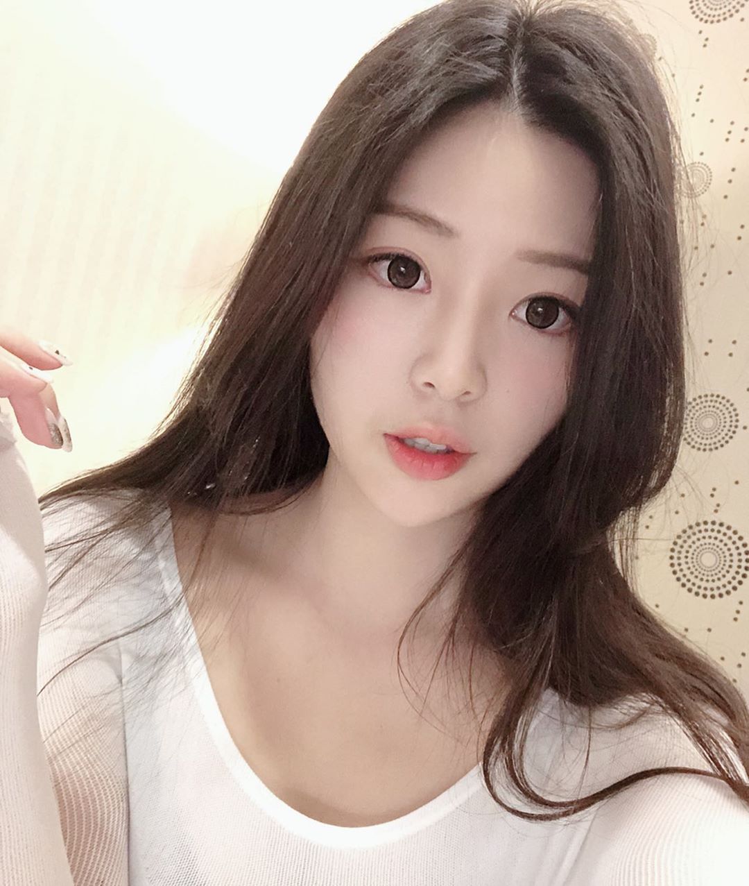 Iris Yen's Instagram, Twitter & Facebook on IDCrawl