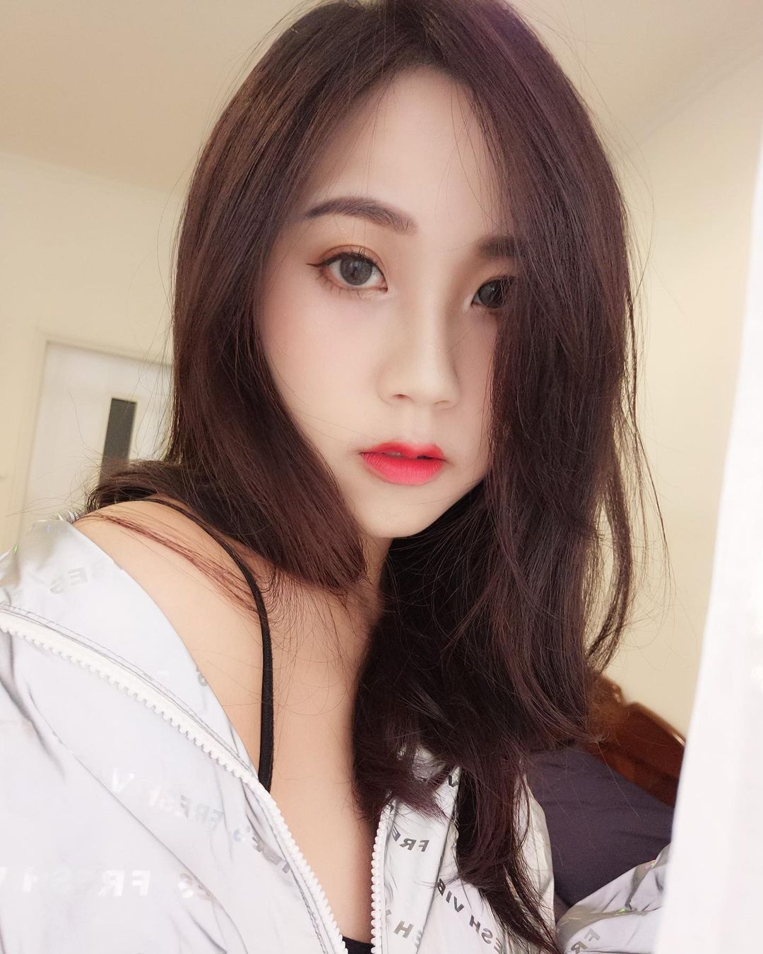 超正國文老師「Queenta Kuo」外在與內在兼具 .. -6park.com