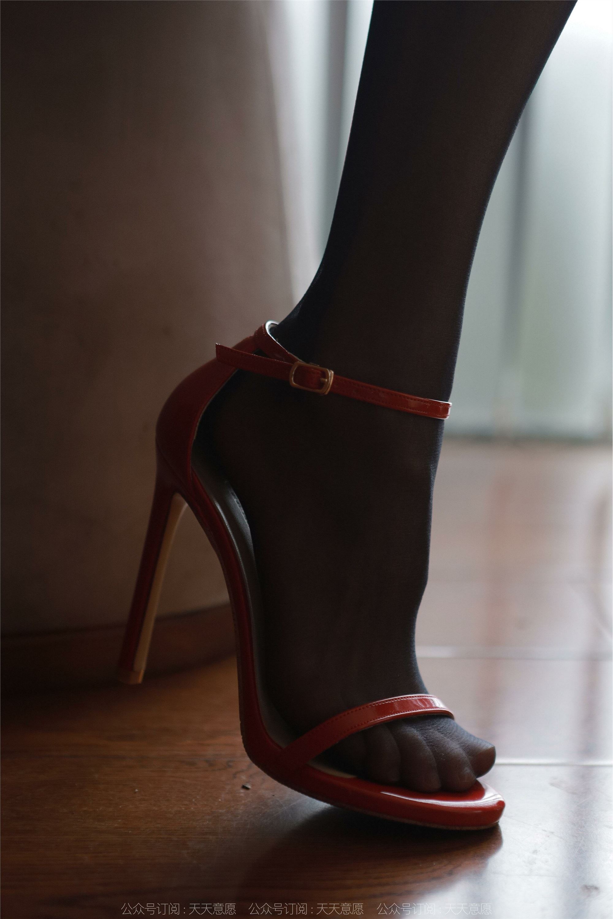 【IESS異思趣向系列】絲享家 小六《 紅顔禍水 》【94P】 - 貼圖 - 絲襪美腿 - R18成人站-流量密碼