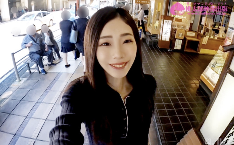 盛世美颜！VEC-563 长直发女优「小松杏」，「白嫩T体+长腿」好勾人！-岛国女优-帝王之家